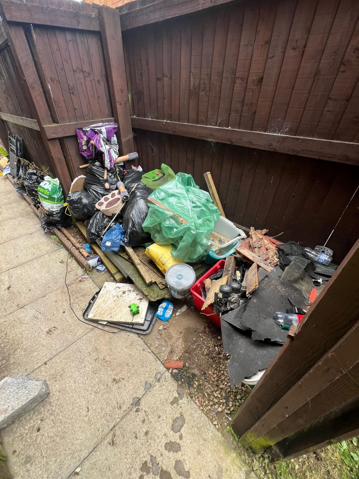 Waste Removal Cardiff | Waste Clearance Cardiff | TJB Waste Management